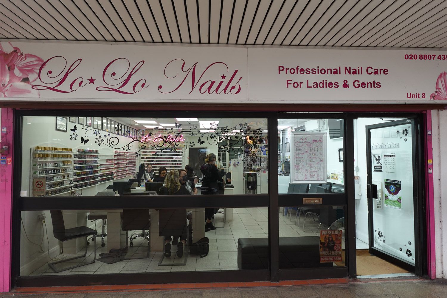 Lo Lo Nails - Edmonton Green Shopping Centre